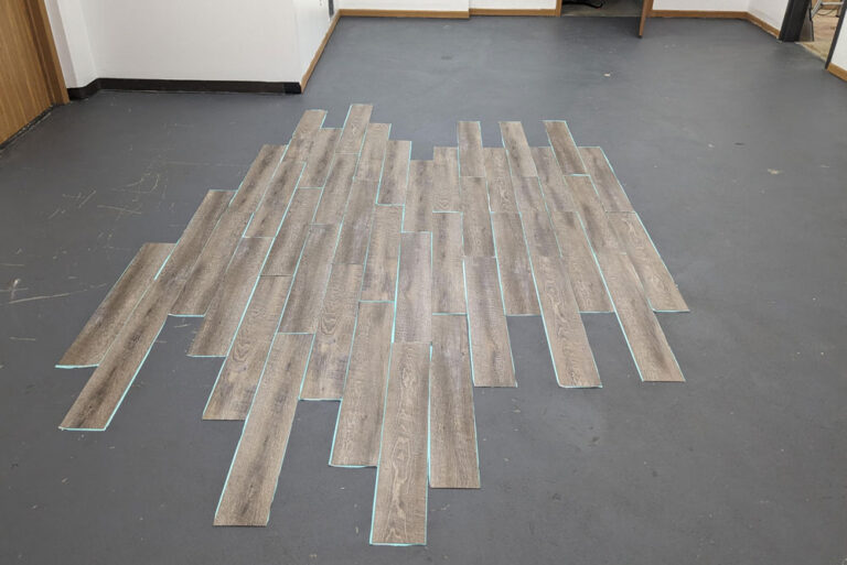 9 Popular Vinyl Plank Layout Patterns to Try in 2025 - Flooring Company ...
